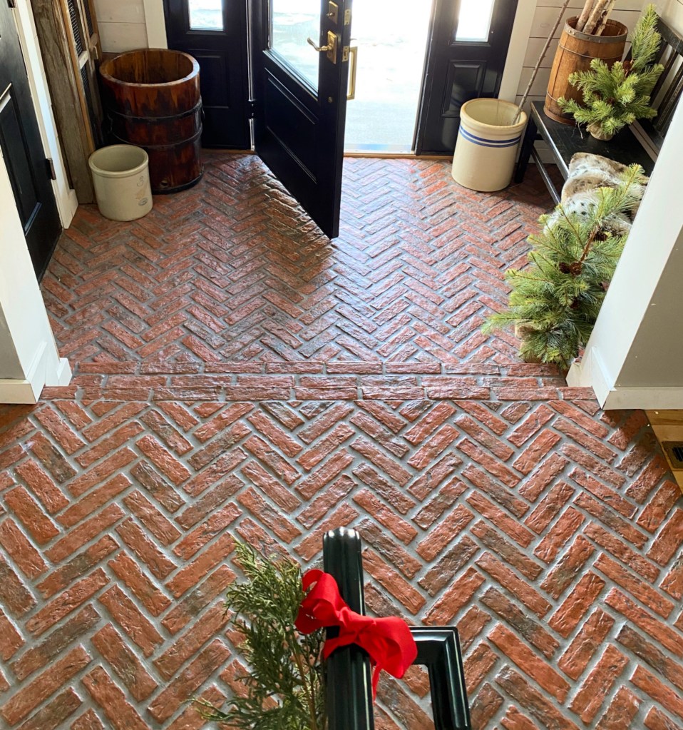 Herringbone Brick Entryway Floors – RHAUS RHOME